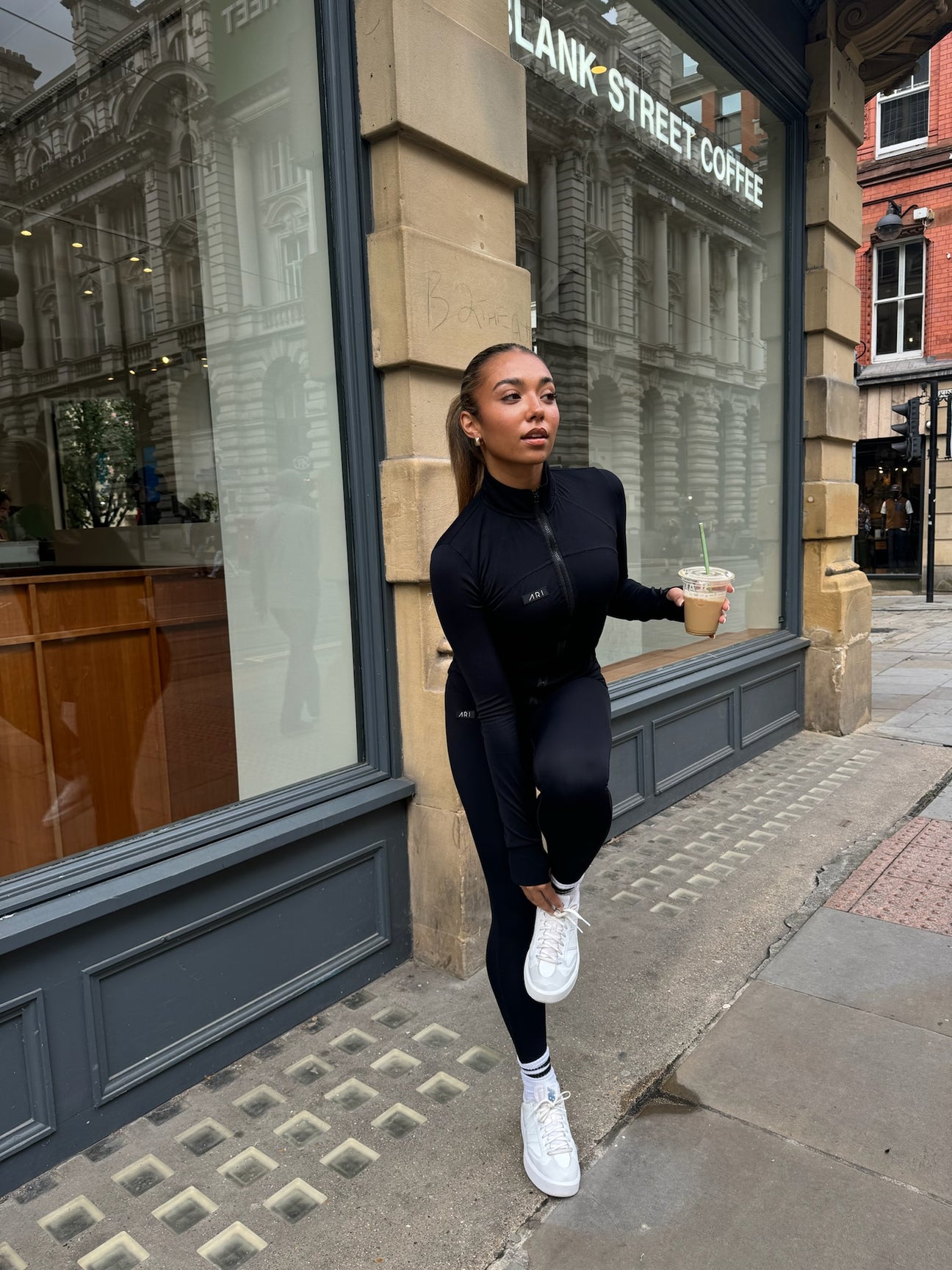 ARI - Gym Sports Bra | Gym Leggings | Zip Up Jacket | Cropped Hoodies ...