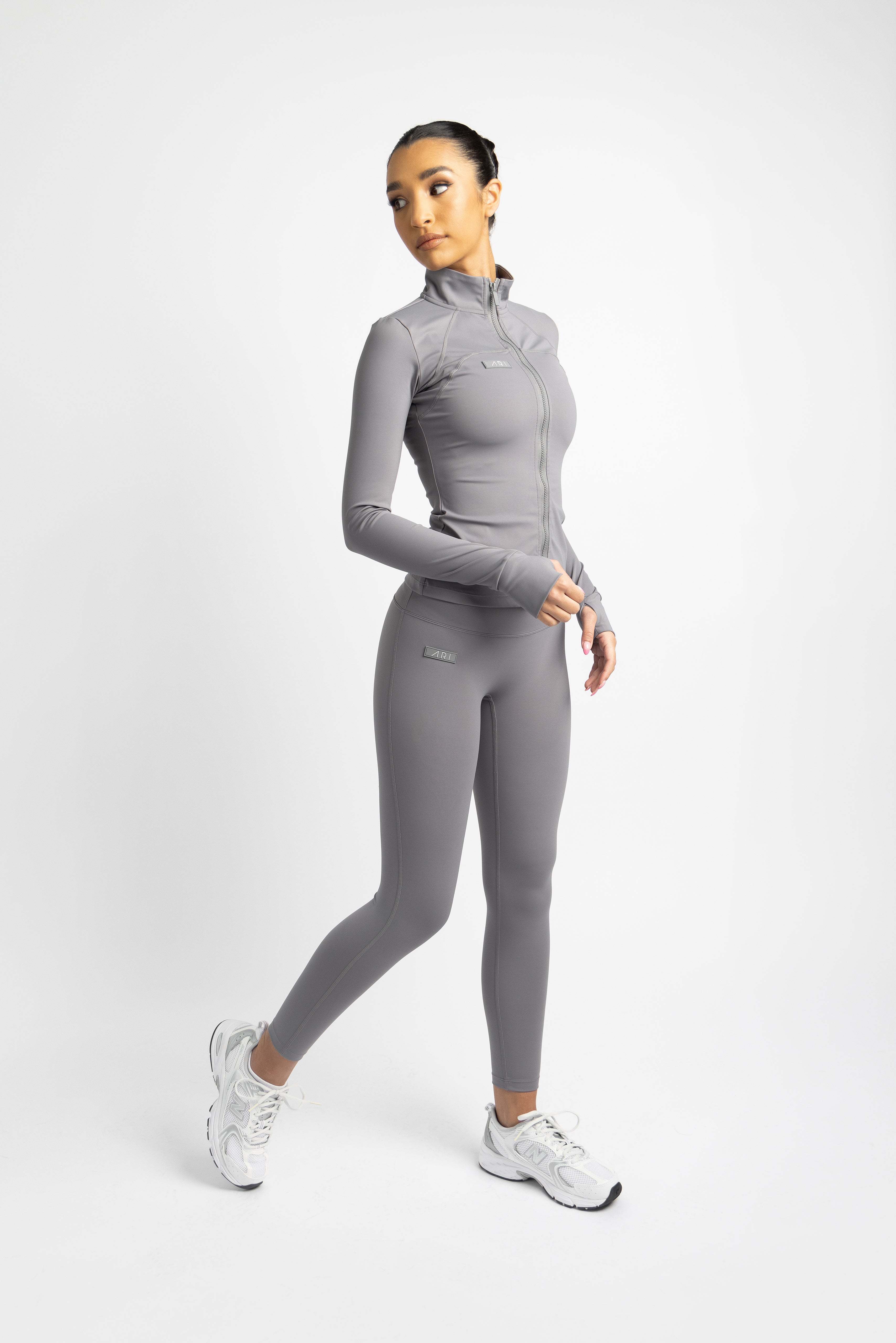 ARI - Gym Sports Bra | Gym Leggings | Zip Up Jacket | Cropped Hoodies ...